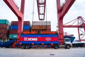 XCMG and COSCO SHIPPING Lines Deepen Strategic Partnership to Advance ...